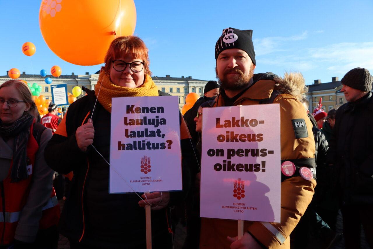 Hallitus jyräsi lakko-oikeuden rajoitukset läpi eduskunnassa